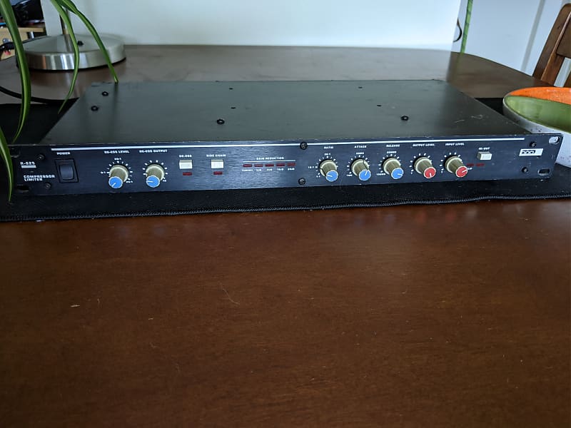 DOD R-825 Compressor (DBX 2150A VCA) | Reverb