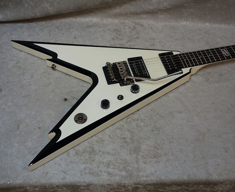 Dean Dime Razorback V electric guitar metallic white w/ black | Reverb