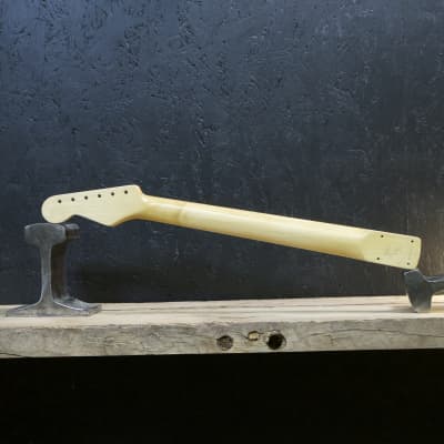 Belle Guitars Asymmetrical profile neck Relic Aged Nitro | Reverb UK