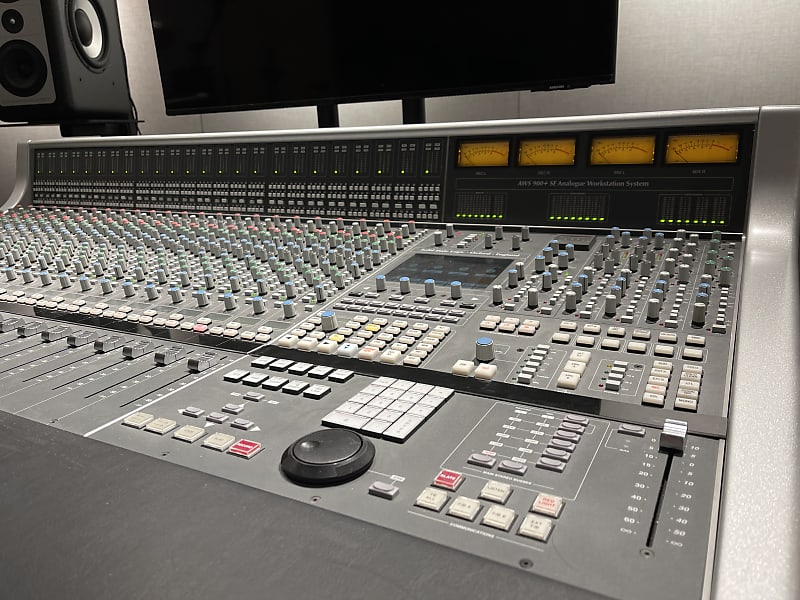 Solid State Logic AWS 900+ SE 24-Channel 8-Bus Console | Reverb Canada