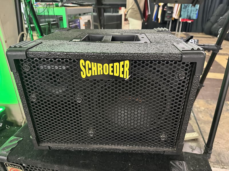 Schroeder 8L - Black | Reverb