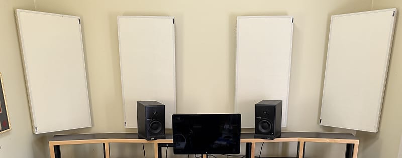 Real Traps: 6 Mini Traps and 3 Micro Traps 2005 - Beige | Reverb