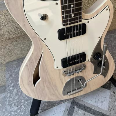 Novo Miris J Mary Kaye White | Reverb