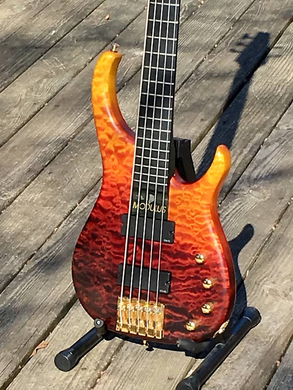 Modulus Quantum Q5 | Reverb