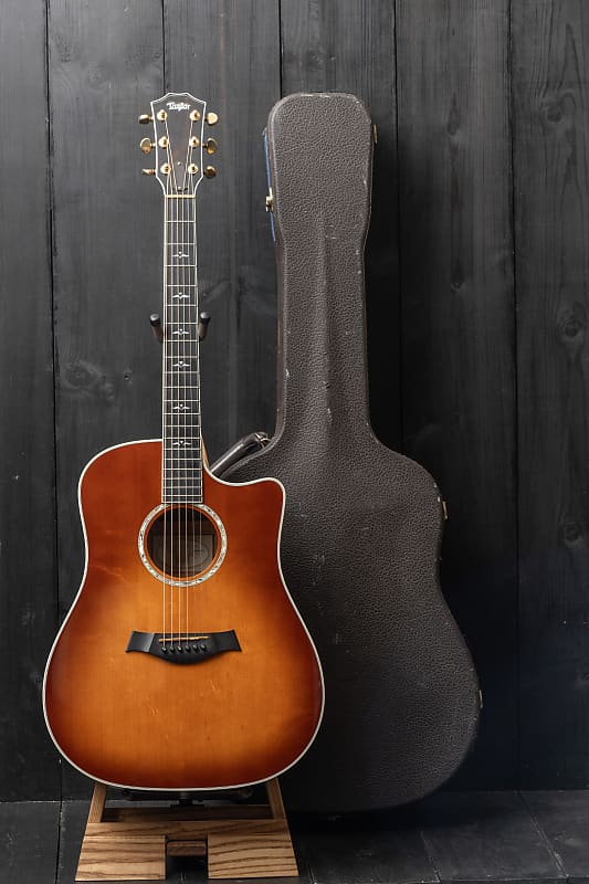 Taylor 610ce 2002 - Gloss Sunburst | Reverb