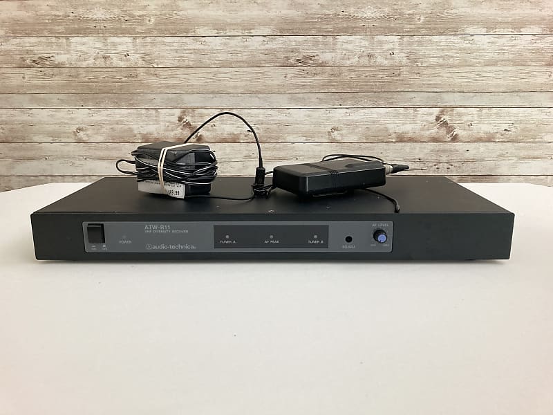 Used Audio Technica ATW-R11 W/ATW T27 WIRELESS Microphones | Reverb