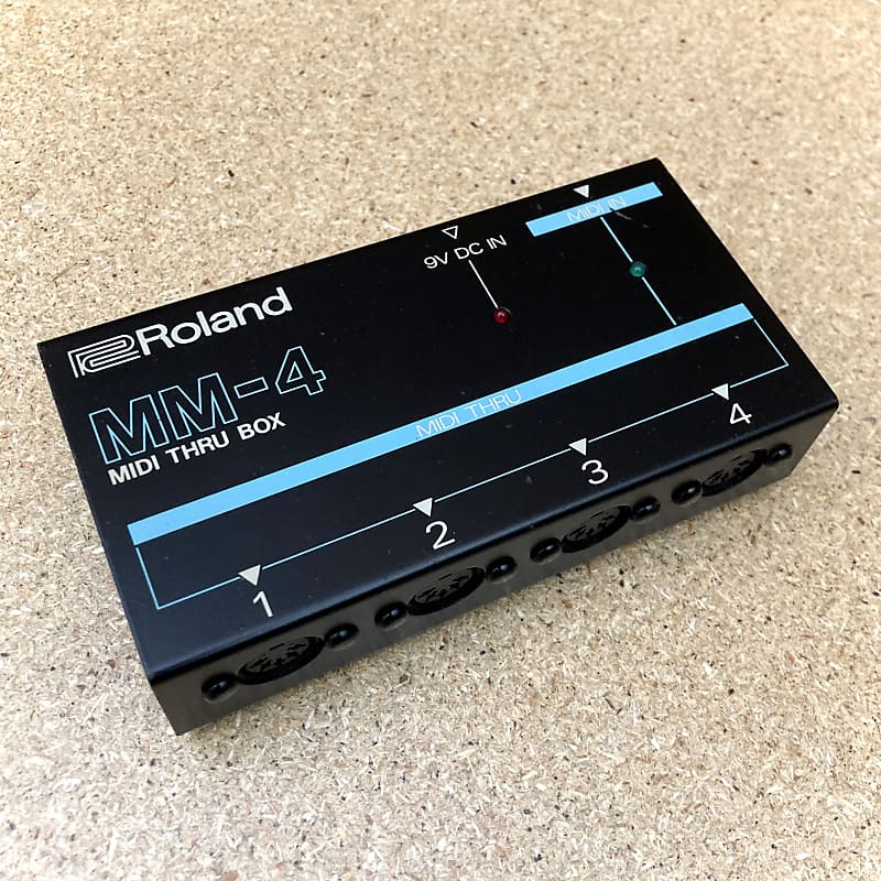 Roland - MM-4 - MIDI Thru Box - Active Splitter - with power | Reverb