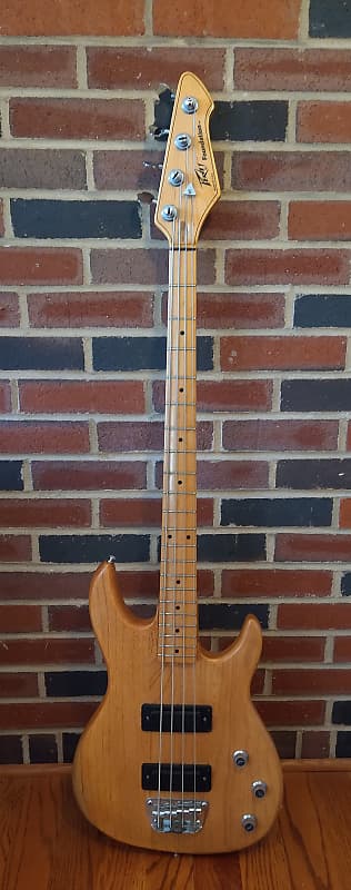 1984-vintage USA-made Peavey Foundation bass guitar | Reverb