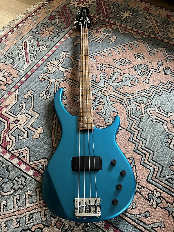 Peavey G Bass Graphite Neck Lake Placid Blue 7.5lbs | Reverb