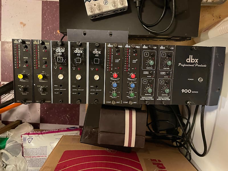 DBX 900 series rack with 902, 903, 411, 929 | Reverb