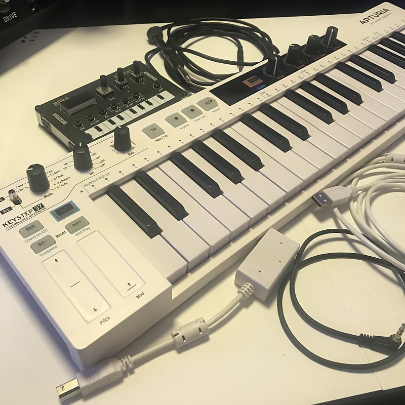 Arturia KeyStep 37-Key MIDI Controller Korg Nu:Tekt NTS-1 | Reverb