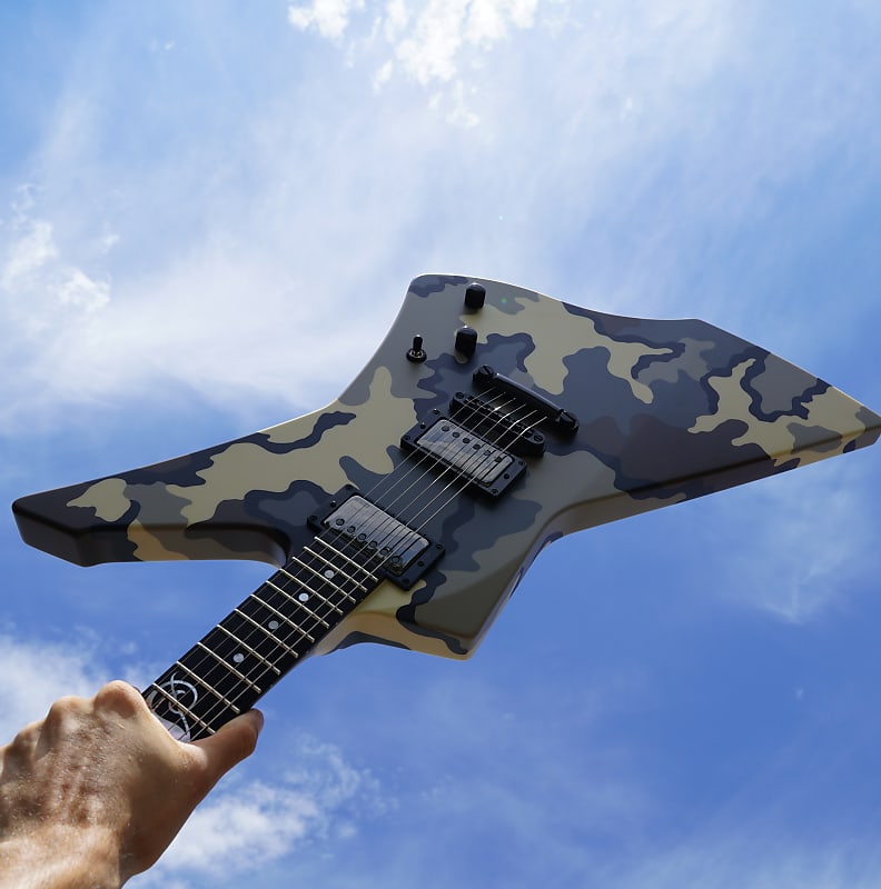 ESP Snakebyte - Kuiu Camo Satin James Hetfield 6-String | Reverb