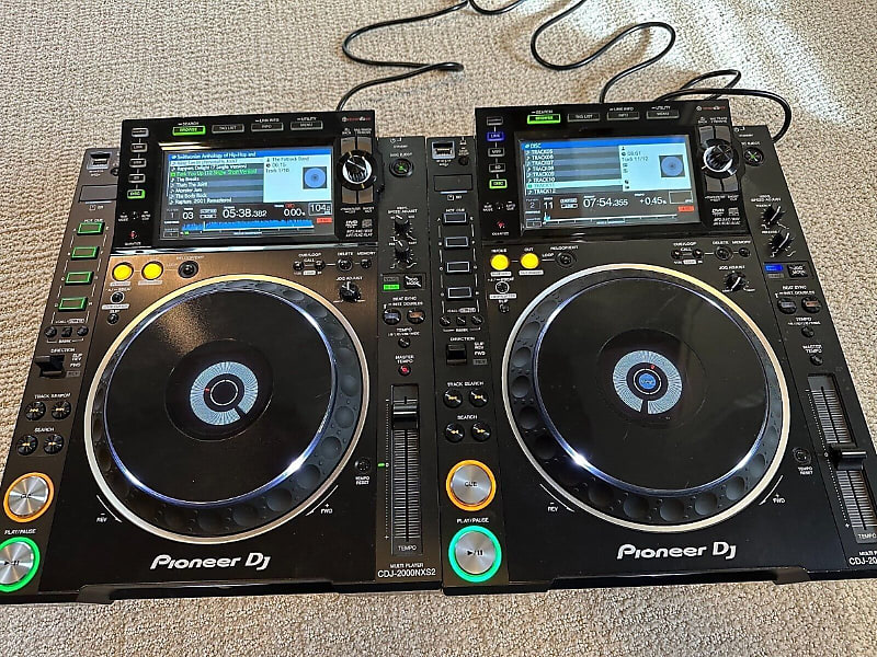Pioneer CDJ-2000nxs2 (2) DJ CD players | Reverb