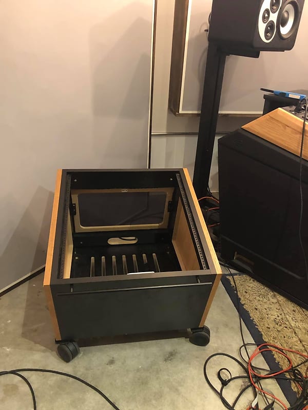 Sterling Modular Raised Face Up Rack | Reverb