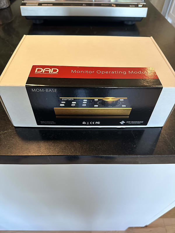 Digital Audio Denmark Dad Mom | Reverb