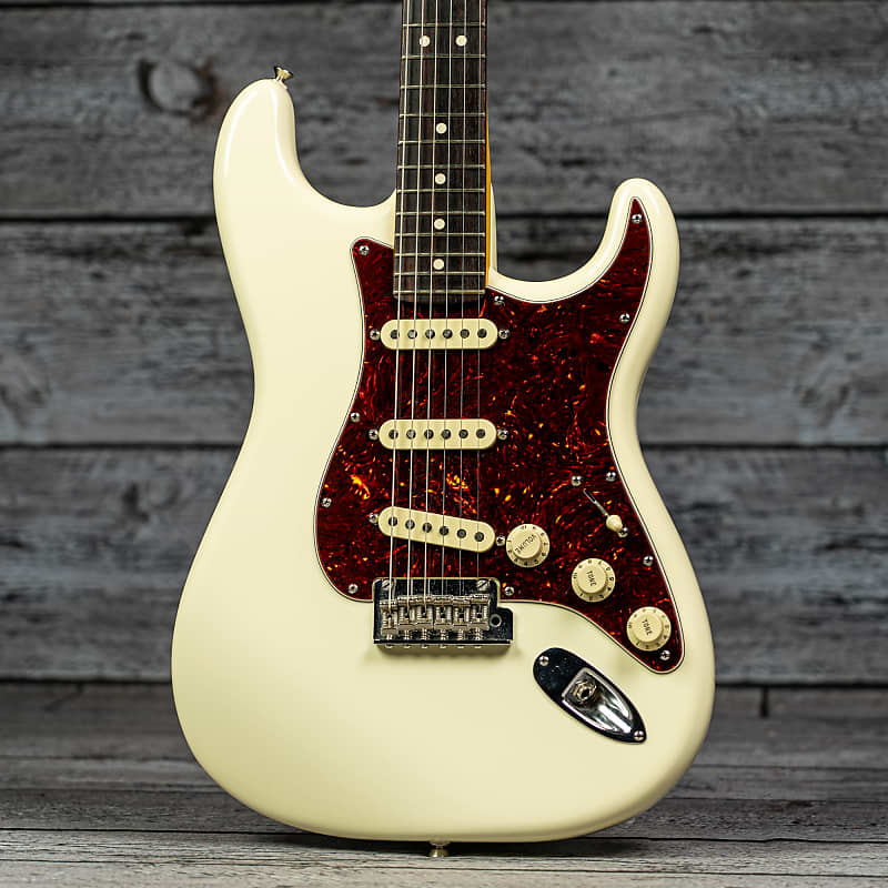 Fender American Pro II Stratocaster | Reverb