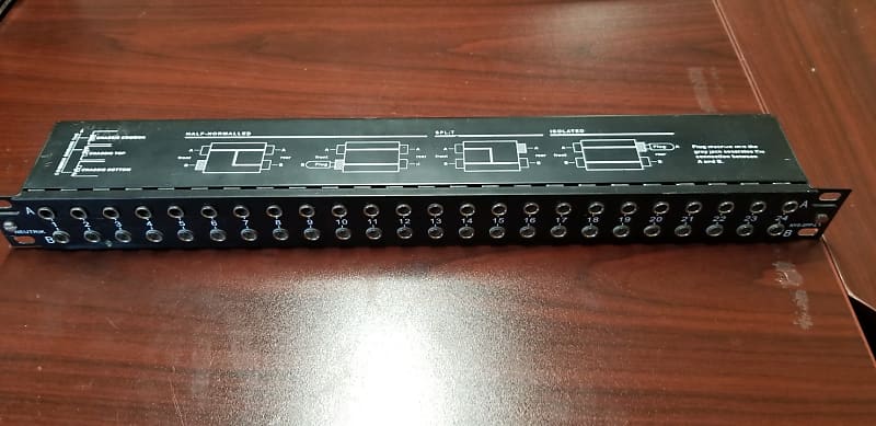Neutrik 48 Point Patch Bay Black | Reverb