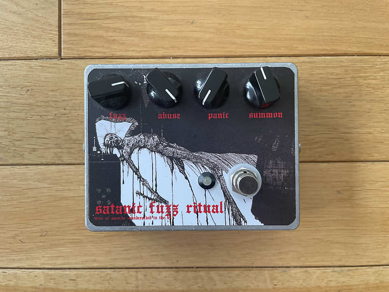 Nine of Swords Satanic Fuzz Ritual | Reverb Australia
