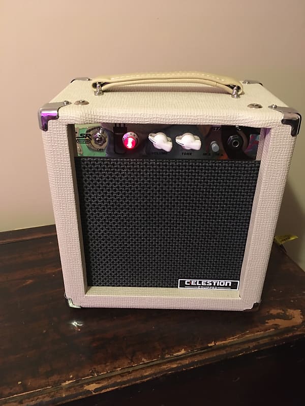 Stage Right 5 watt tube amp - White tolex | Reverb