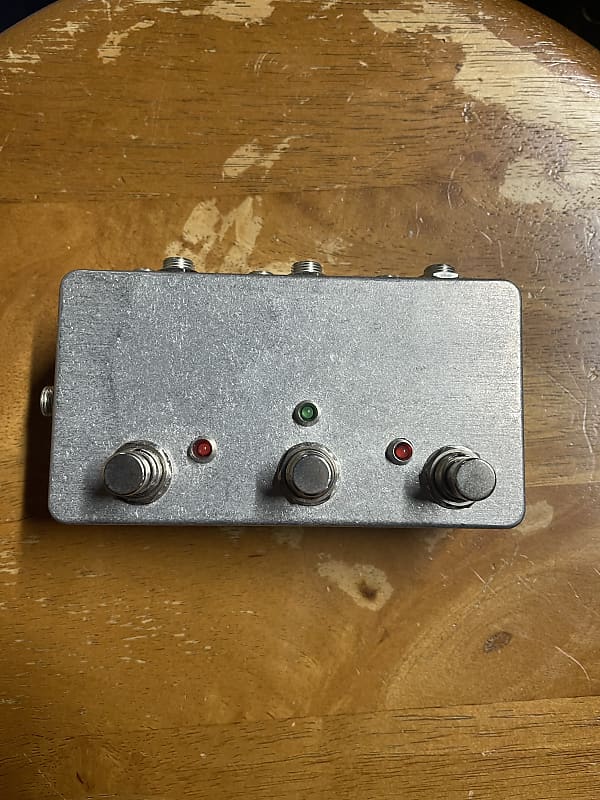 3 Channel True Bypass Loop Switcher | Reverb