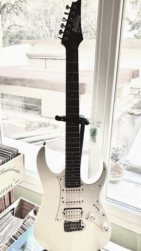 Ibanez GRG140-WH 2000 | Reverb