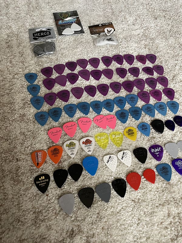 Lifetime supply of 109 !! high end Dunlop Picks / Chicken | Reverb