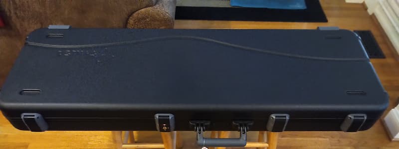 Fender Elite Bass Case 2020's - ABS | Reverb
