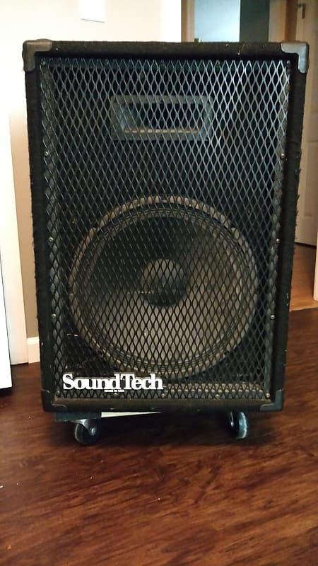 Pair of SoundTech Model B5 Audio Speakers - Used | Reverb