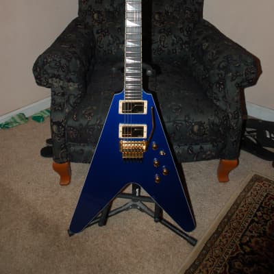 Jackson Round Horn V | Reverb