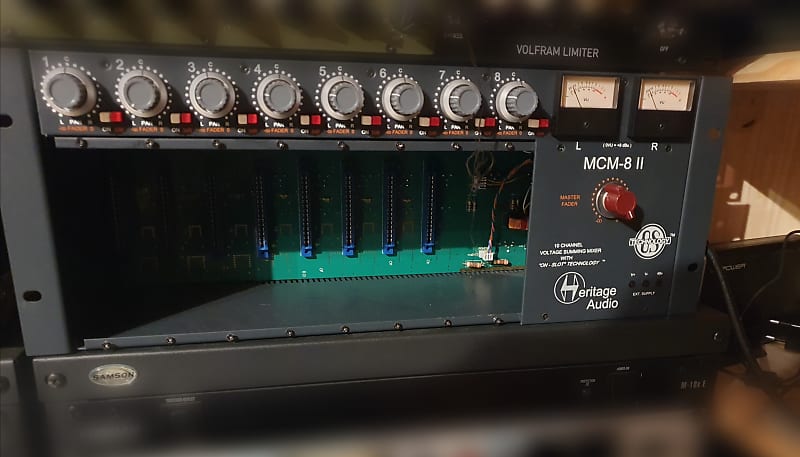 Heritage Audio MCM-8 II 8-Slot Powered 500 Series Rack | Reverb France