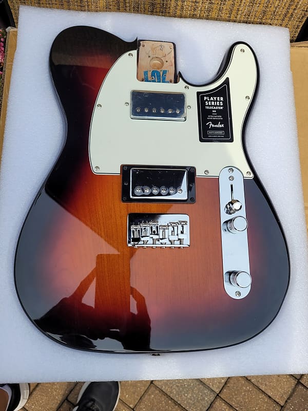 Fender Player Telecaster HH Body 2022 - 3-Tone Sunburst | Reverb