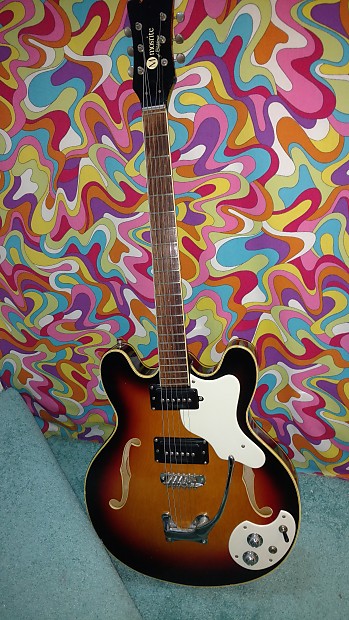 Mosrite Celebrity II 1960's 3 Color Sunburst | Reverb UK