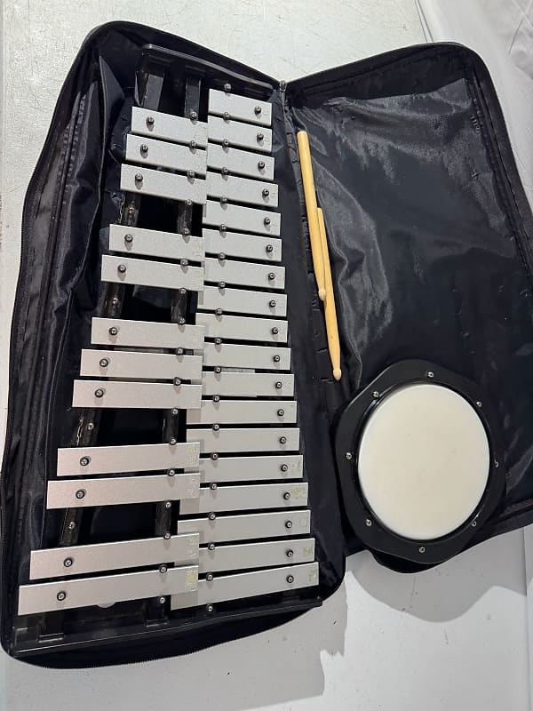 CB Xylophone 30 Key Student Instrument Percussion Mallets | Reverb