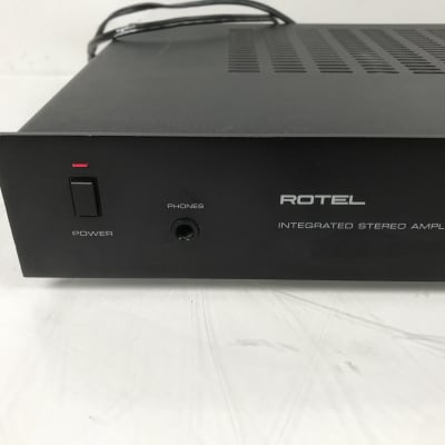Rotel RA-820B 2 Channel Integrated Stereo Amplifier | Reverb Canada