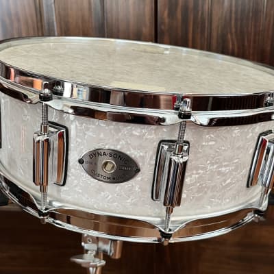 Rogers 5x14" Dyna-Sonic Custom Built Maple Snare Drum in | Reverb
