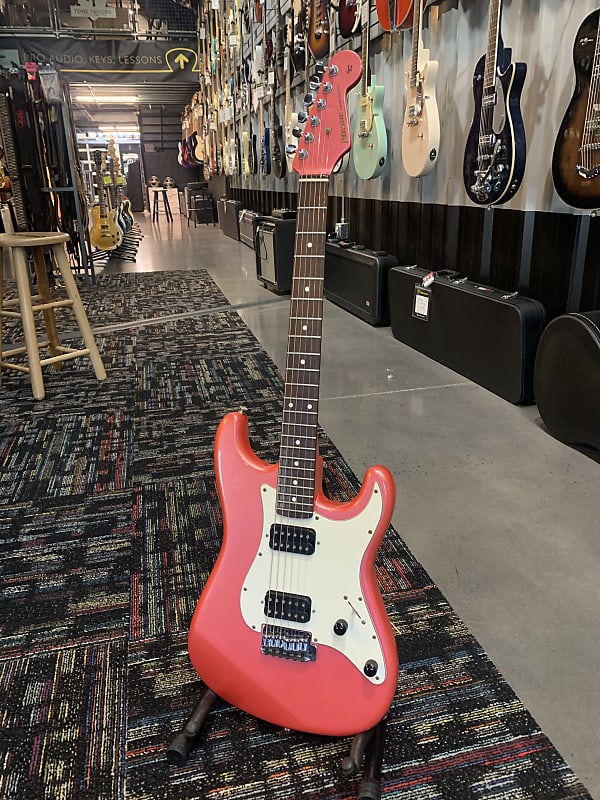 Used Fernandes ST-40 Limited Edition Coral | Reverb