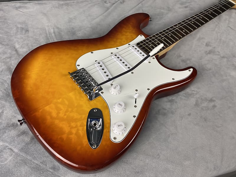 Mascardo Quilt Top Strat Style Rare Guitar! | Reverb UK