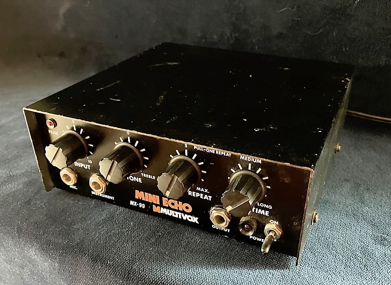 Multivox MX-99 Analog Echo / Delay - 70s - MN3005 chip | Reverb