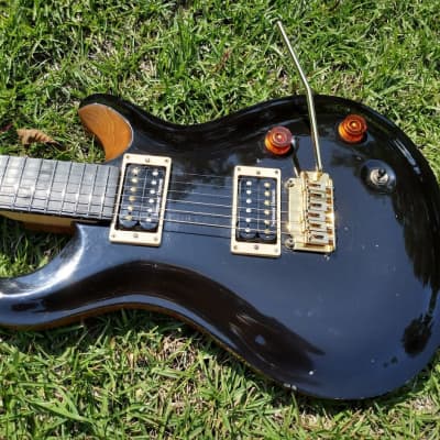Warmoth Custom VIP Guitar - Black Finish w/ Gold Hardware | Reverb