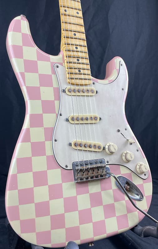 Custom/Hybrid Stratocaster, Relic, Checkerboard Aged Shell | Reverb
