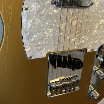 Kiesel Retro Solo - Gold Metallic w/ Kiesel Gig Bag | Reverb