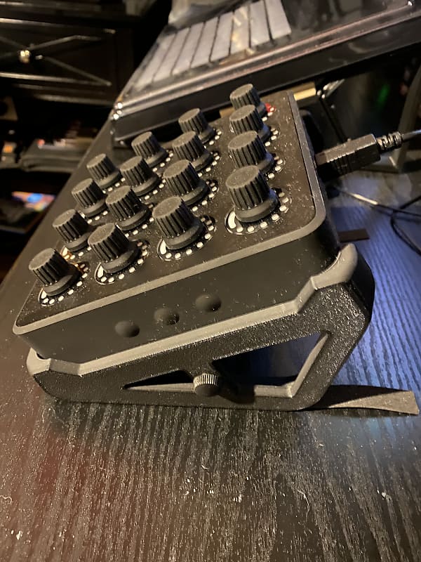 Midi Fighter Twister with Stand | Reverb