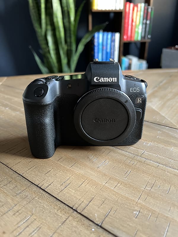Canon EOS R Mirrorless Camera Body | Reverb