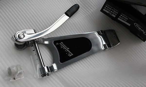 Genuine Bigsby B30 Vibrato Tailpiece Chrome Bigsby Lic for | Reverb