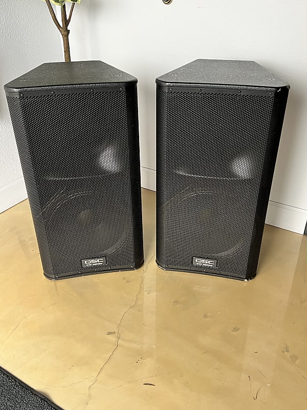 QSC KW152 2-Way 1000-Watt 15" Active Loudspeaker 2010s - | Reverb