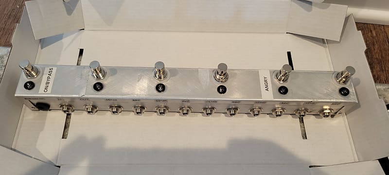 Loopmasters 5 pedal thin Switching System True Bypass | Reverb