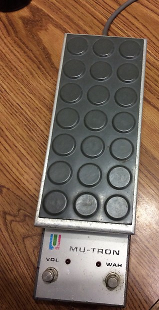 Mutron C-200 Silver-gray Volume Wah Pedal | Reverb
