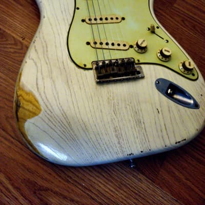 Custom Relic strat 2024 - Vintage blonde nitro | Reverb