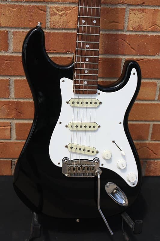 1996 G&L Legacy Strat-Black | Reverb