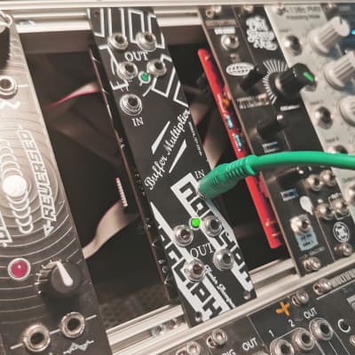 Buffered Multiple | Precision Buffered Splitter Module | 6HP | Reverb